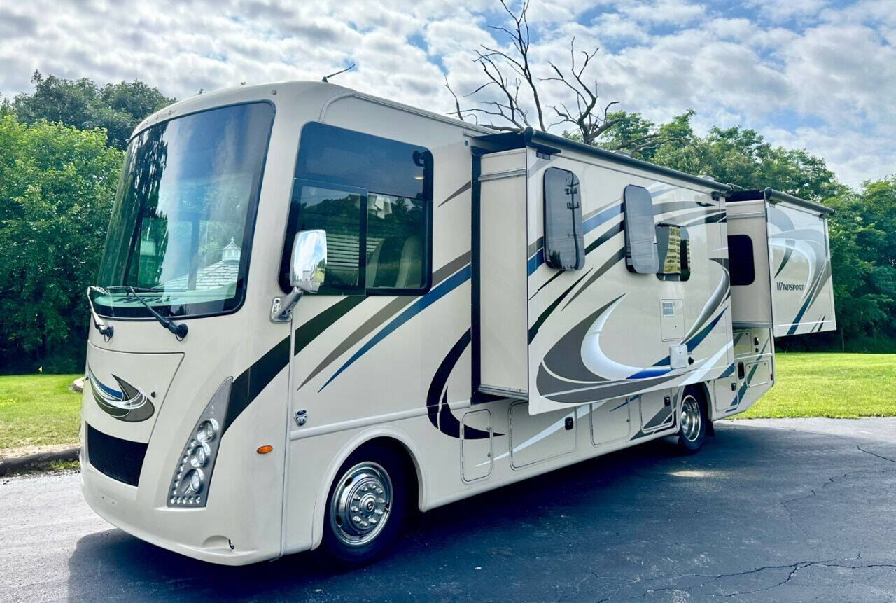 Ford Motorhome Chassis For Sale In Dyer, IN - Carsforsale.com®