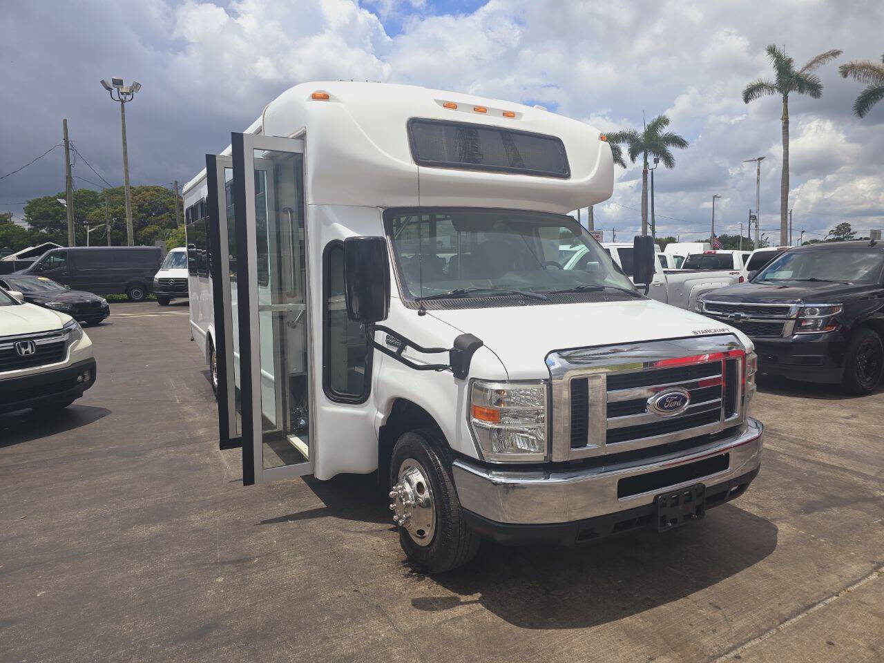 2015 FORD E-450 for sale in West Palm Beach - $19900 | South Florida ...