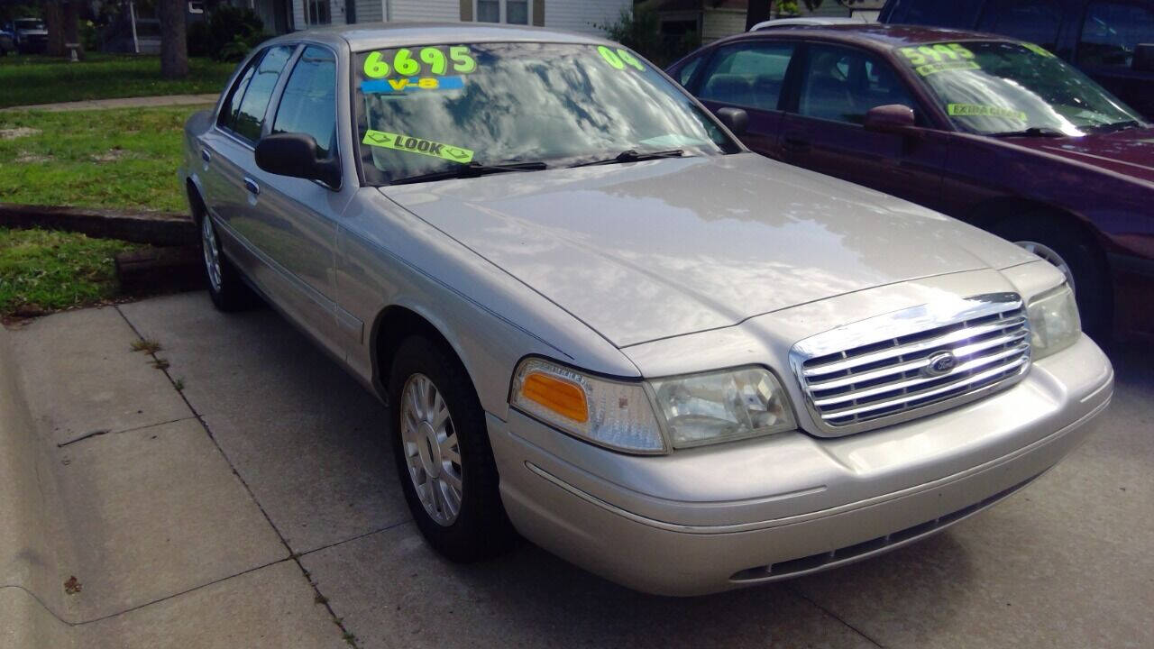 2004 Ford Crown Victoria For Sale - Carsforsale.com®