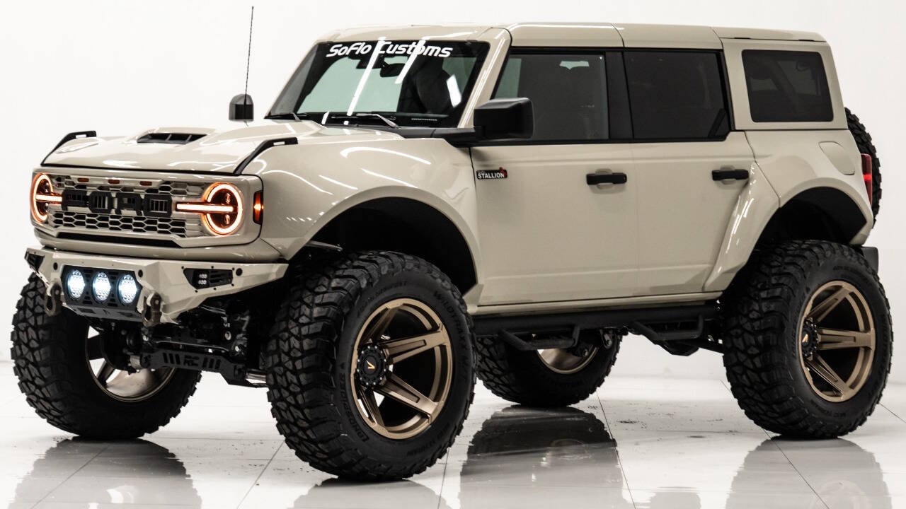 2025 Ford Bronco Tan 2.3L I4 Turbocharger - Soflo Customs