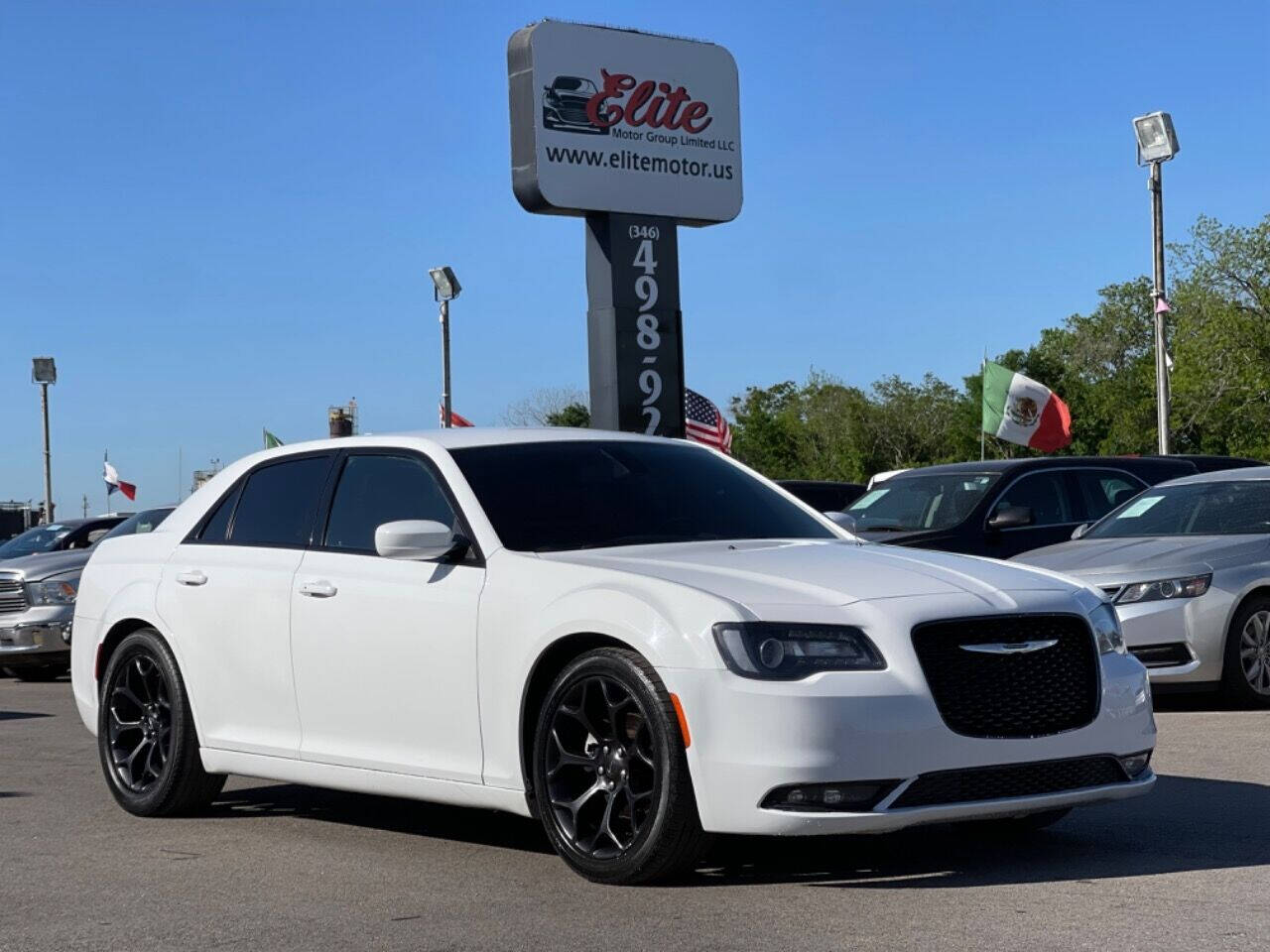 2019 Chrysler 300 for sale in South Houston, TX - Elite Motor Group Limited