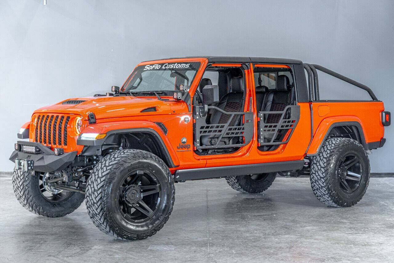 2023 Jeep Gladiator Orange 3.6L V6 - Soflo Customs