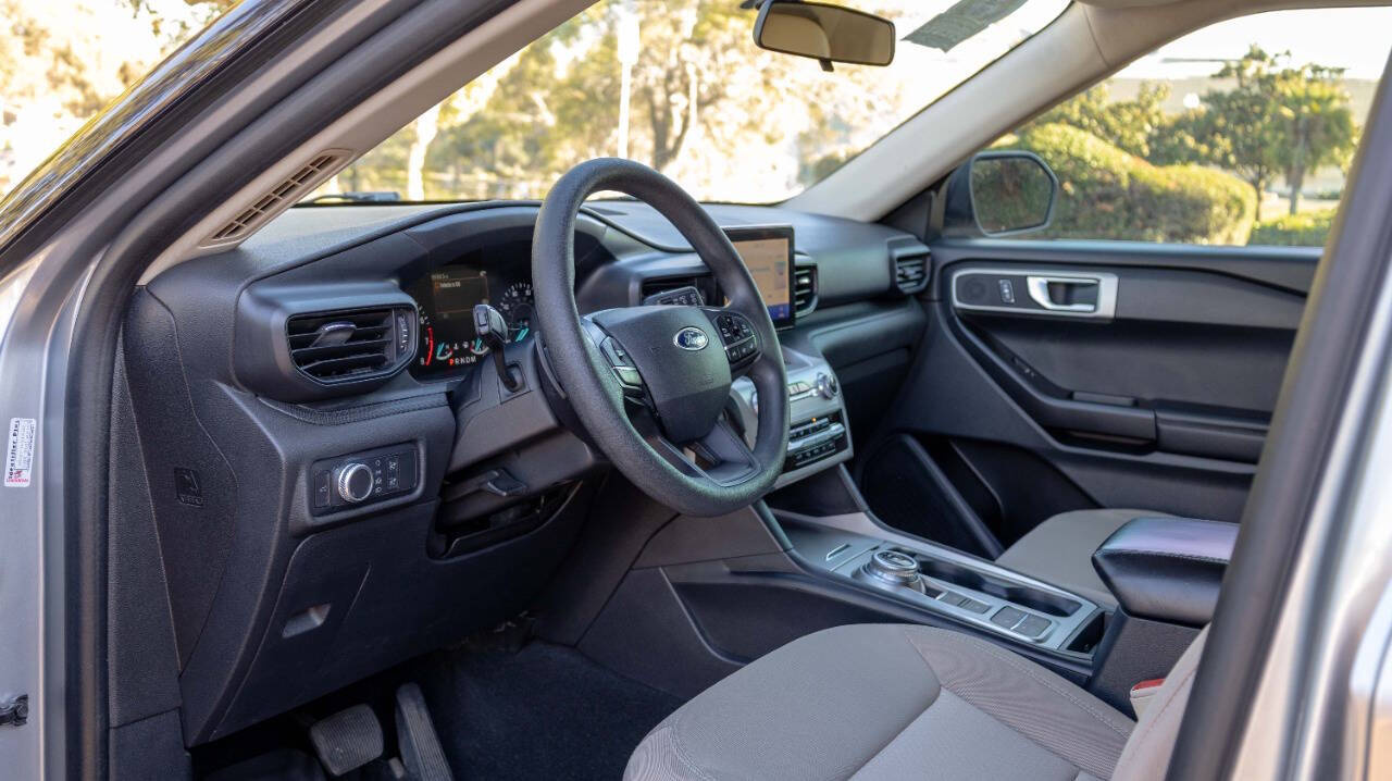 Used 2020 Ford Explorer Base 4dr SUV 18995 - VIN: 1FMSK7BH8LGC48017 ...