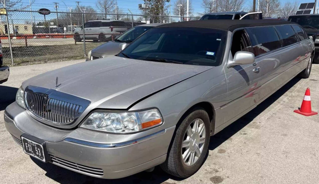 2011 Lincoln Town Car For Sale - Carsforsale.com®