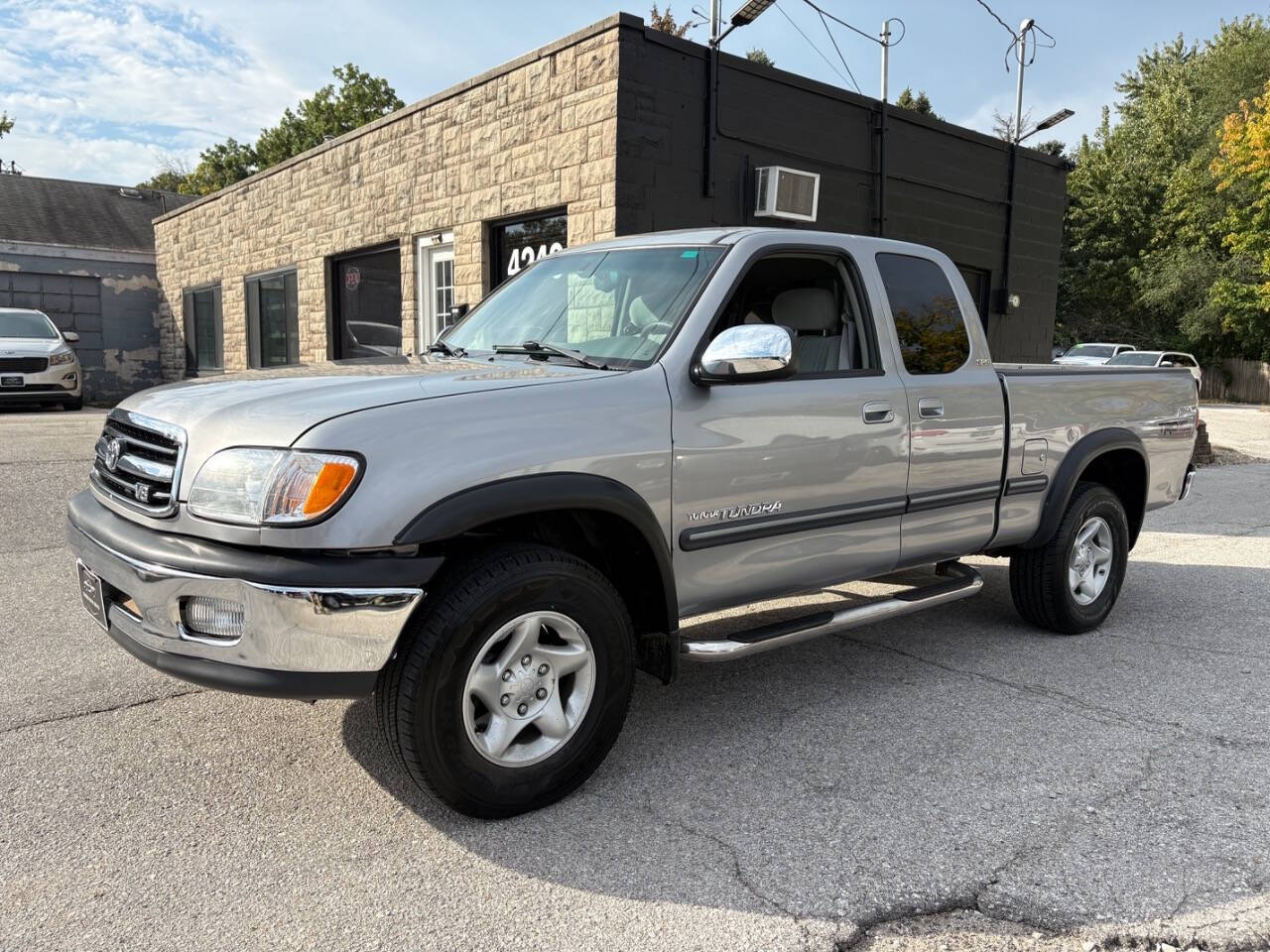 2001 Toyota Tundra for sale in Des Moines, IA - Leshen Auto Sales
