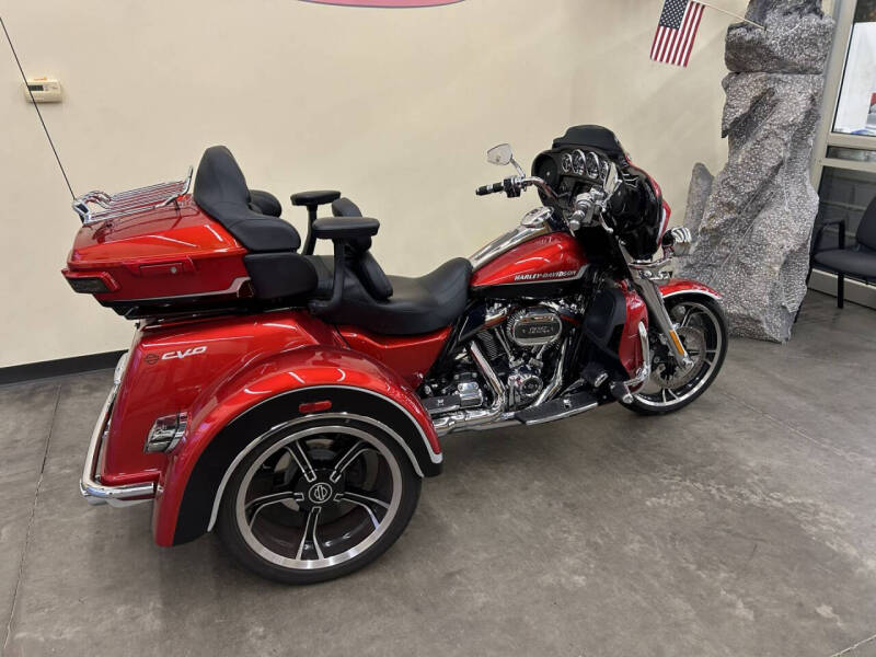 Cvo Tri Glide For Sale
