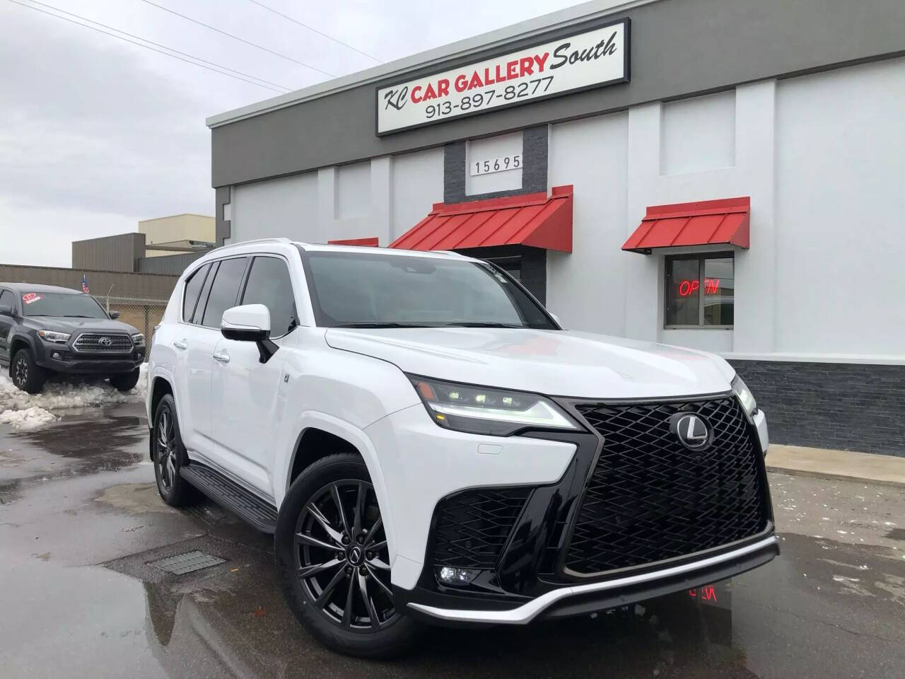 Lexus LX 600 For Sale In Lawrence, KS - Carsforsale.com®