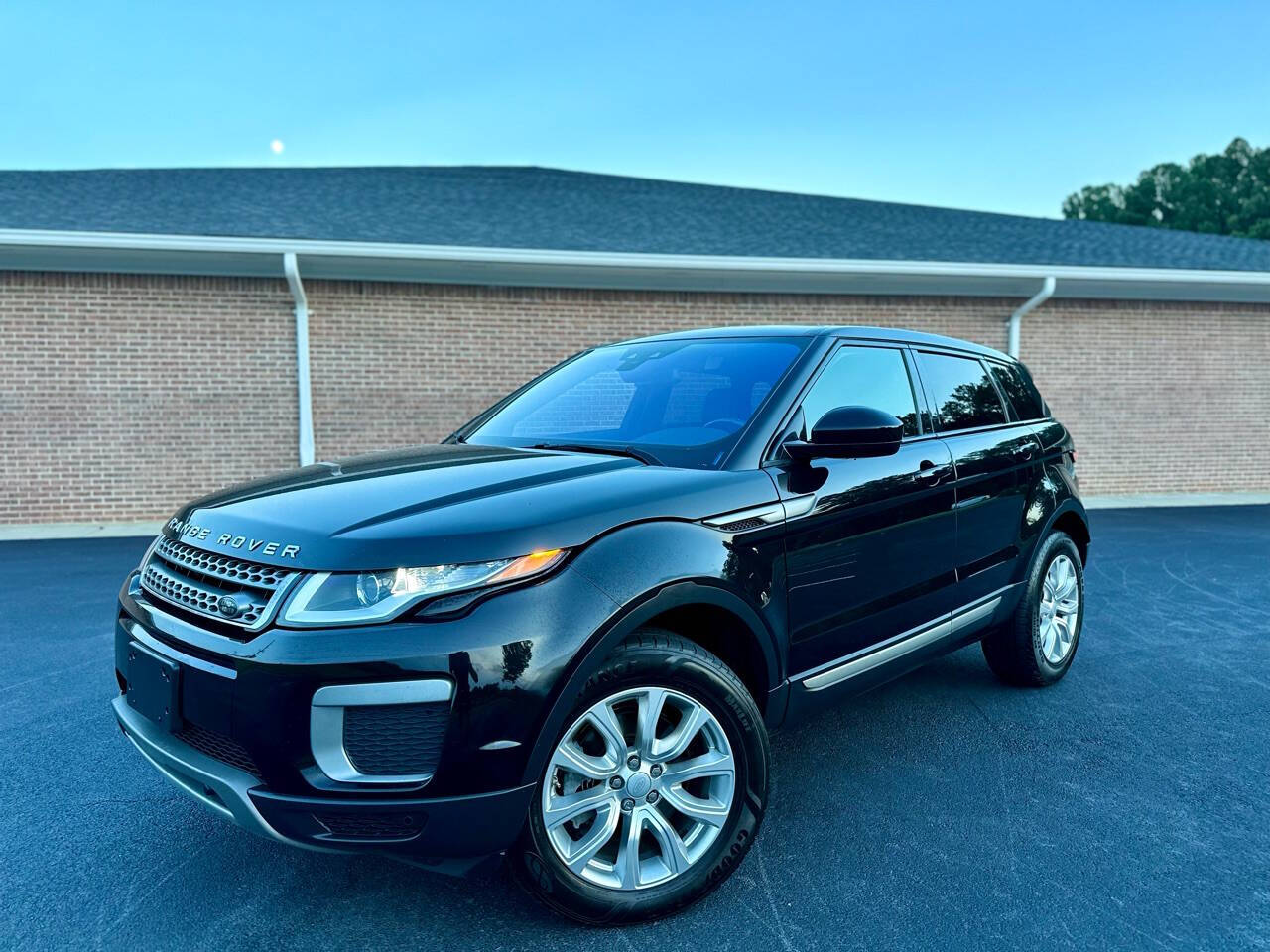 Used Land Rover Range Rover Evoque for Sale (with Photos) - CarGurus