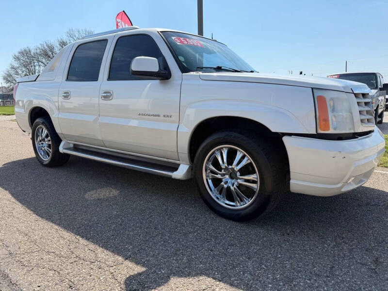 Pearl White Escalade Truck