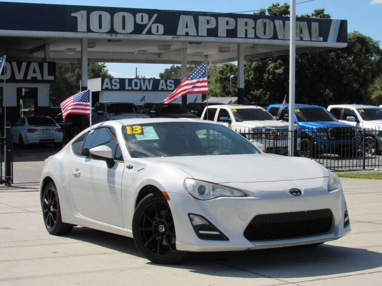 Scion Fr S White