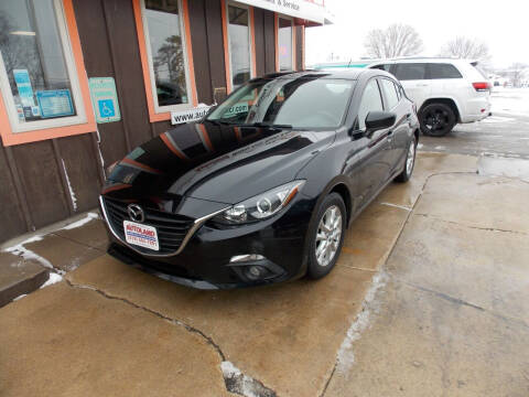 Autoland – Car Dealer in Cedar Rapids, IA