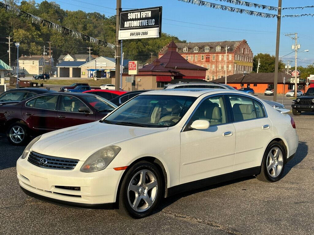 Infiniti G35 White 4 Door