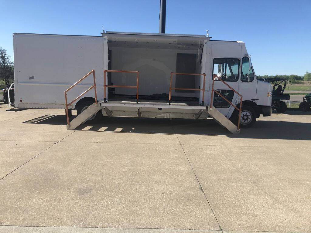 2012 Freightliner MT45 For Sale - Carsforsale.com®