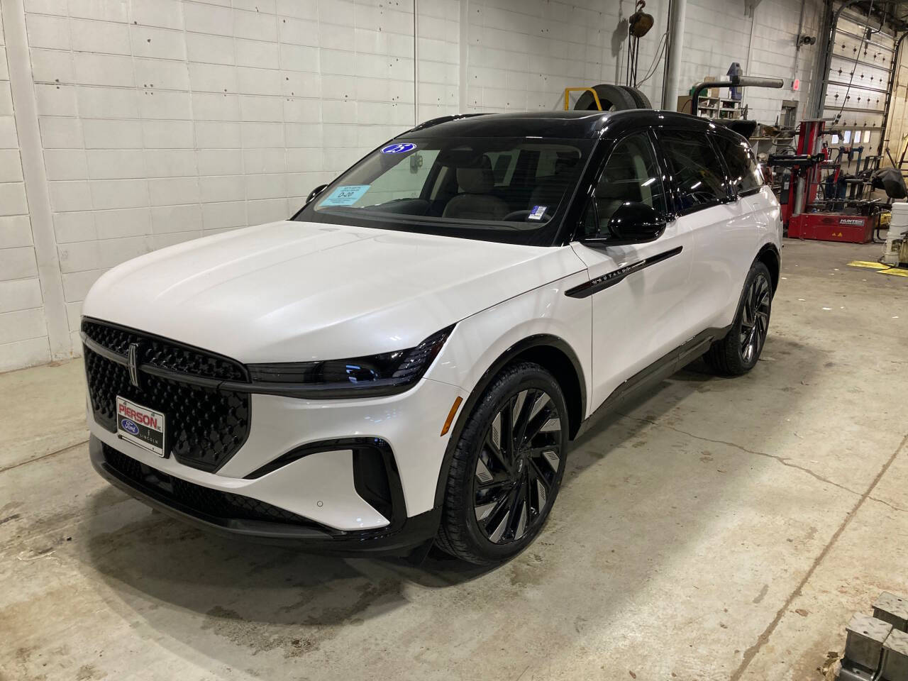 2025 Lincoln Nautilus Hybrid For Sale In Georgetown, TX - Carsforsale.com®