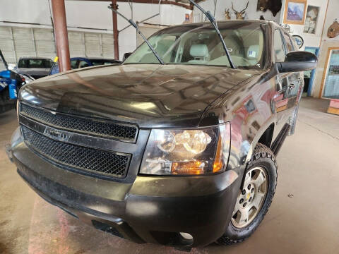 PYRAMID MOTORS – Car Dealer in Pueblo, CO