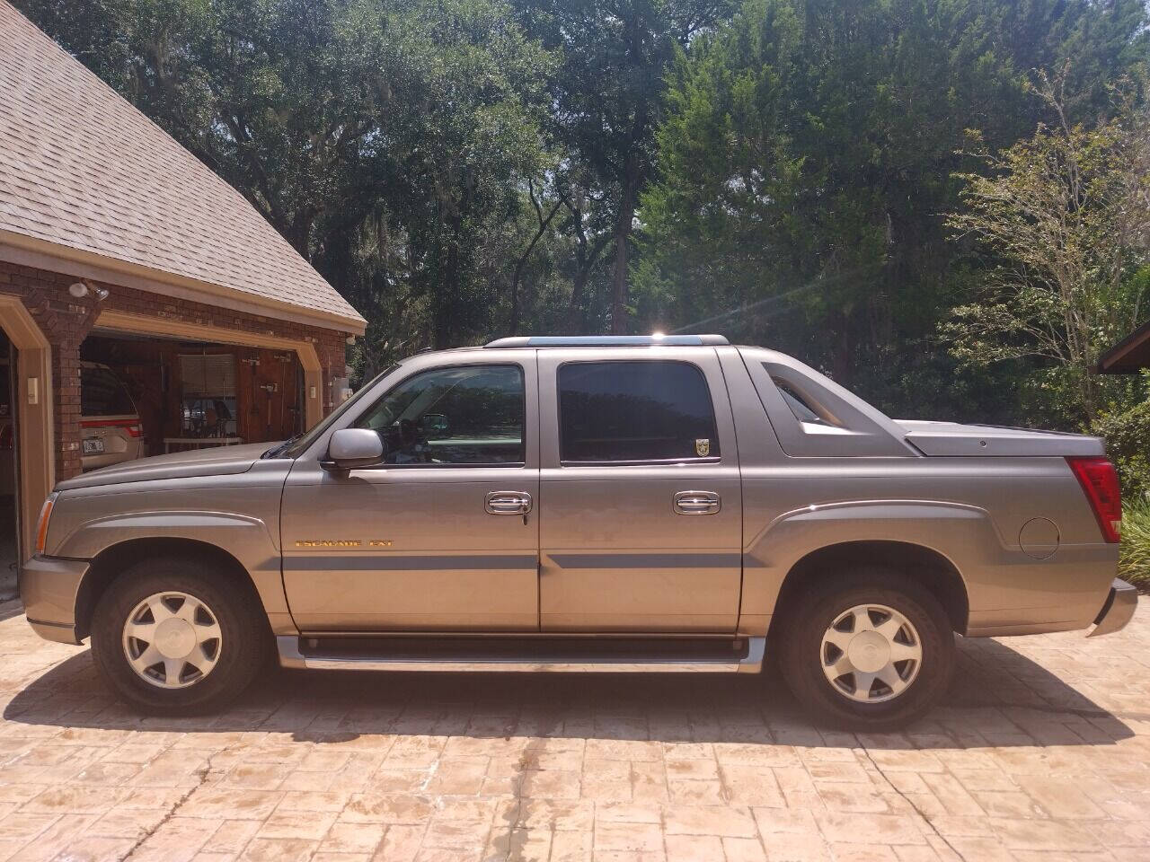 2002 Cadillac Escalade EXT For Sale - Carsforsale.com®