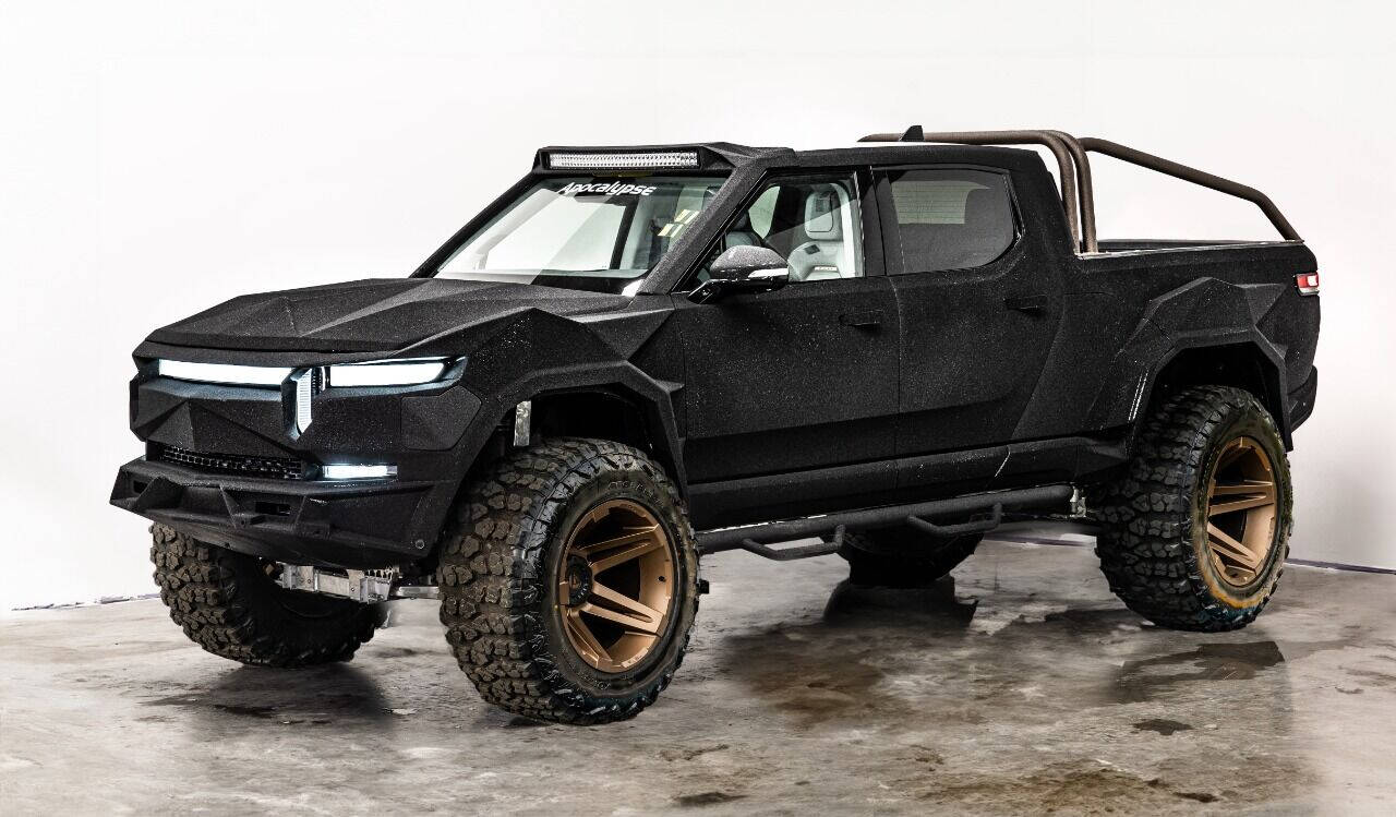 2023 Rivian R1T Black Other 9.8 - Soflo Customs
