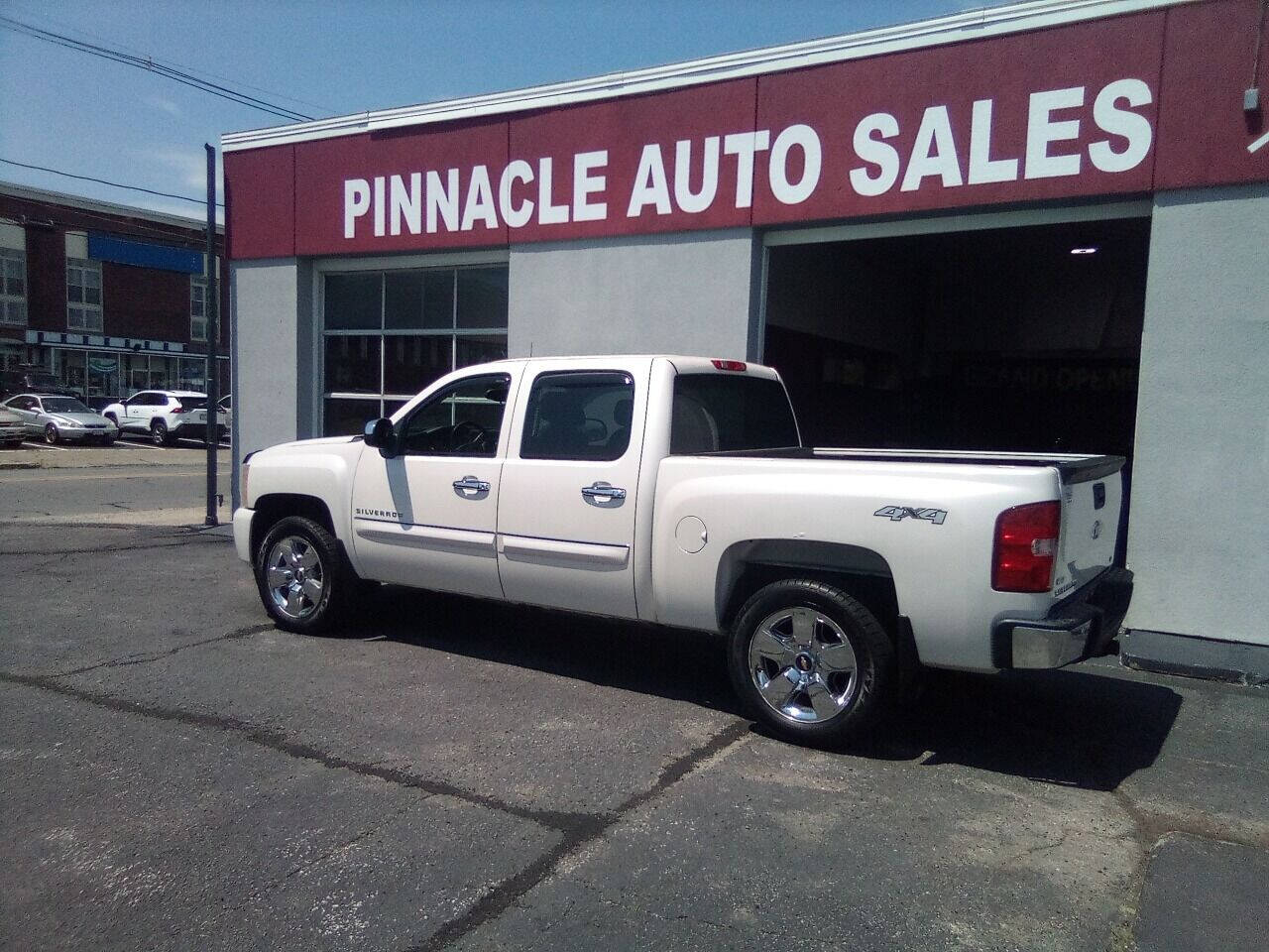 Cars For Sale in New Bedford, MA - Pinnacle Auto Sales