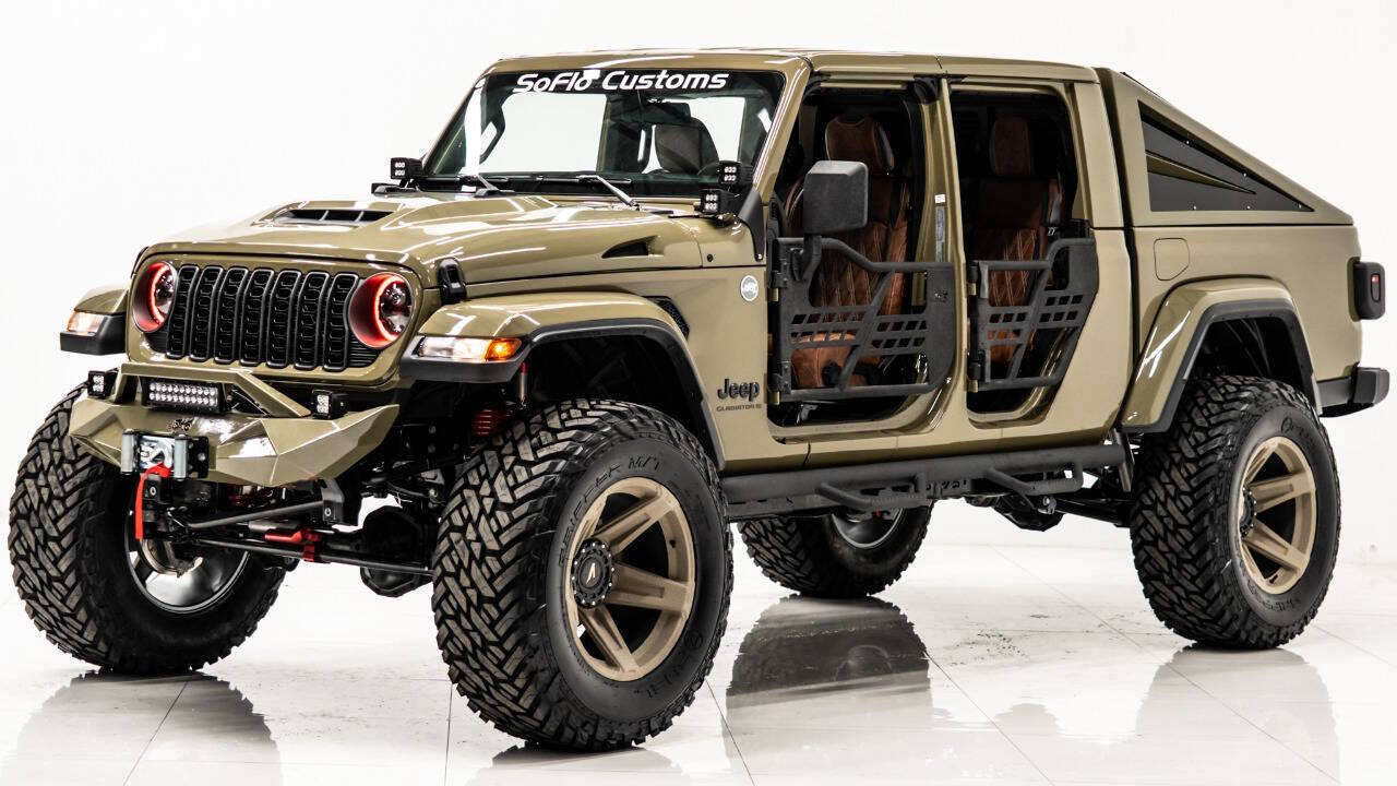 Custom Lifted 2025 Jeep Gladiator - Soflo Customs