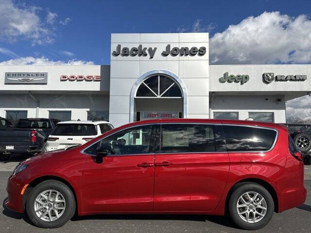 2025 Chrysler Voyager For Sale In Watertown, WI - Carsforsale.com®