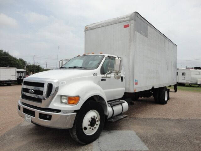 Regio Truck Sales – Car Dealer in Houston, TX