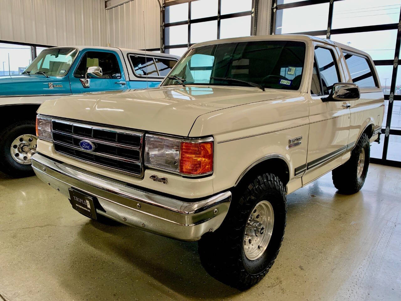 1990 Ford Bronco XLT For Sale | AllCollectorCars.com