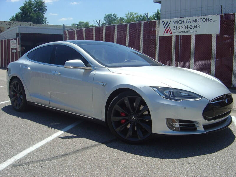 WICHITA MOTORS, LLC – Car Dealer in Benton, KS