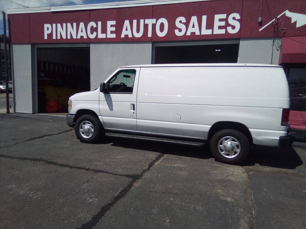 Pinnacle Auto Sales - Car Dealer in New Bedford, MA