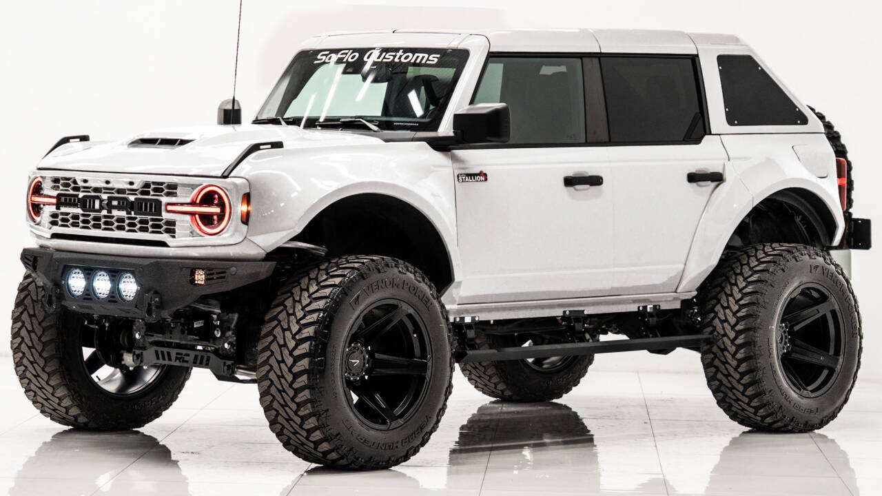 2025 Ford Bronco White 2.3L I4 Turbocharger - Soflo Customs